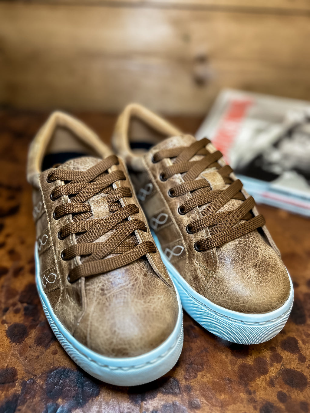 The Sheridan Tennis Shoe – Hawk Western Wear