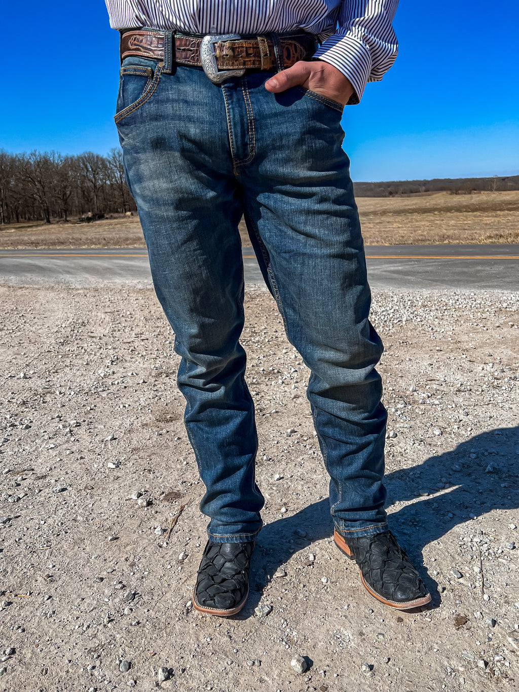 Wrangler Retro Slim Fit Straight Leg Bozeman - Hawk Western Wear